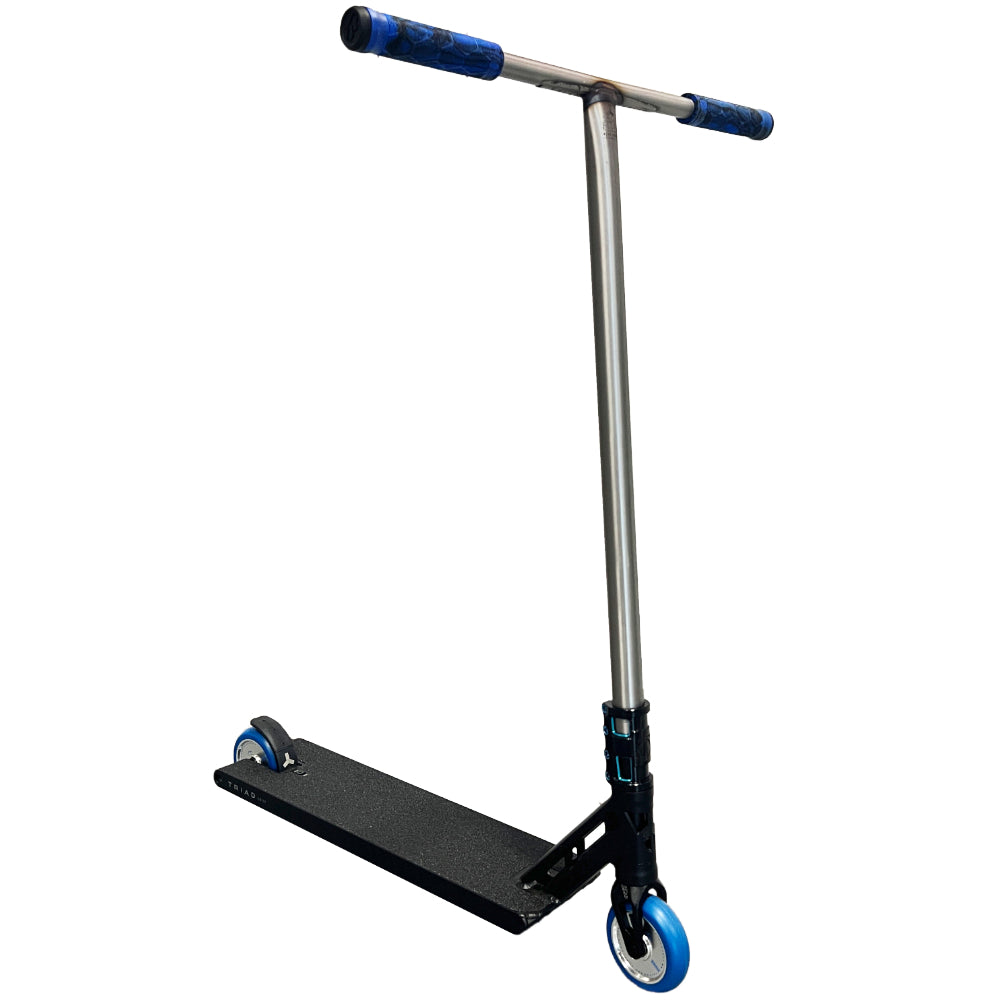 Triad Black & Blue Street - Custom Scooter – Versus Pro Shop